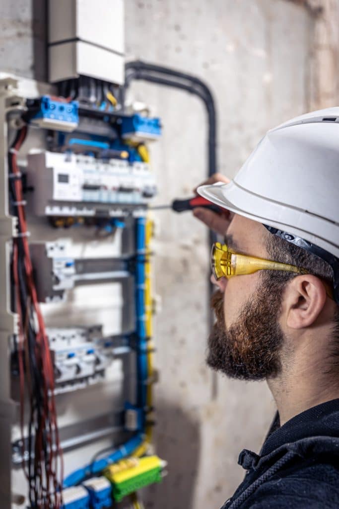 Electricians in McMinnville & Yamhill County | Simpson Electrical